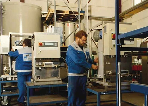 Von der Tropfsteinhöhle zur LEAN-Produktion: 25 Jahre Fertigung und ...